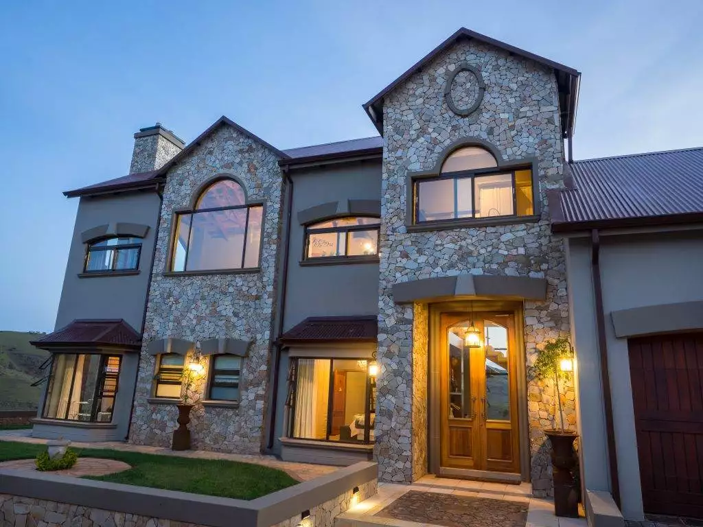 Highland Gate – Raremoon Projects and Interior
